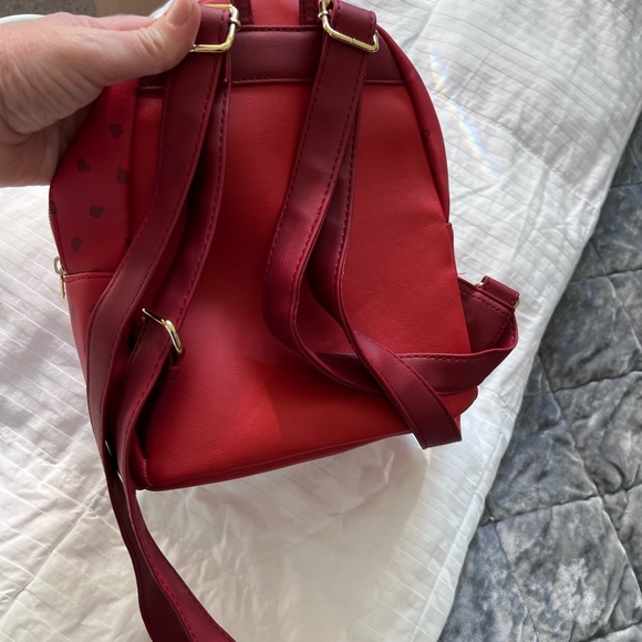 Loungefly | Bags | Snow White Lounge Fly Mini Backpack Brand New | Poshmark